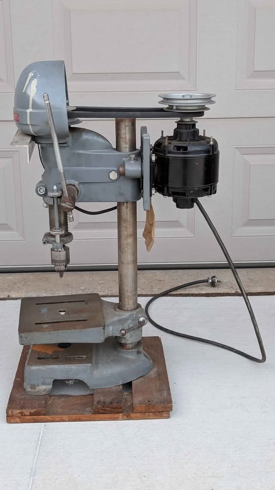 Delta Homecraft 11" Drill Press Model 11-120 – Vintage Delta Bench ...